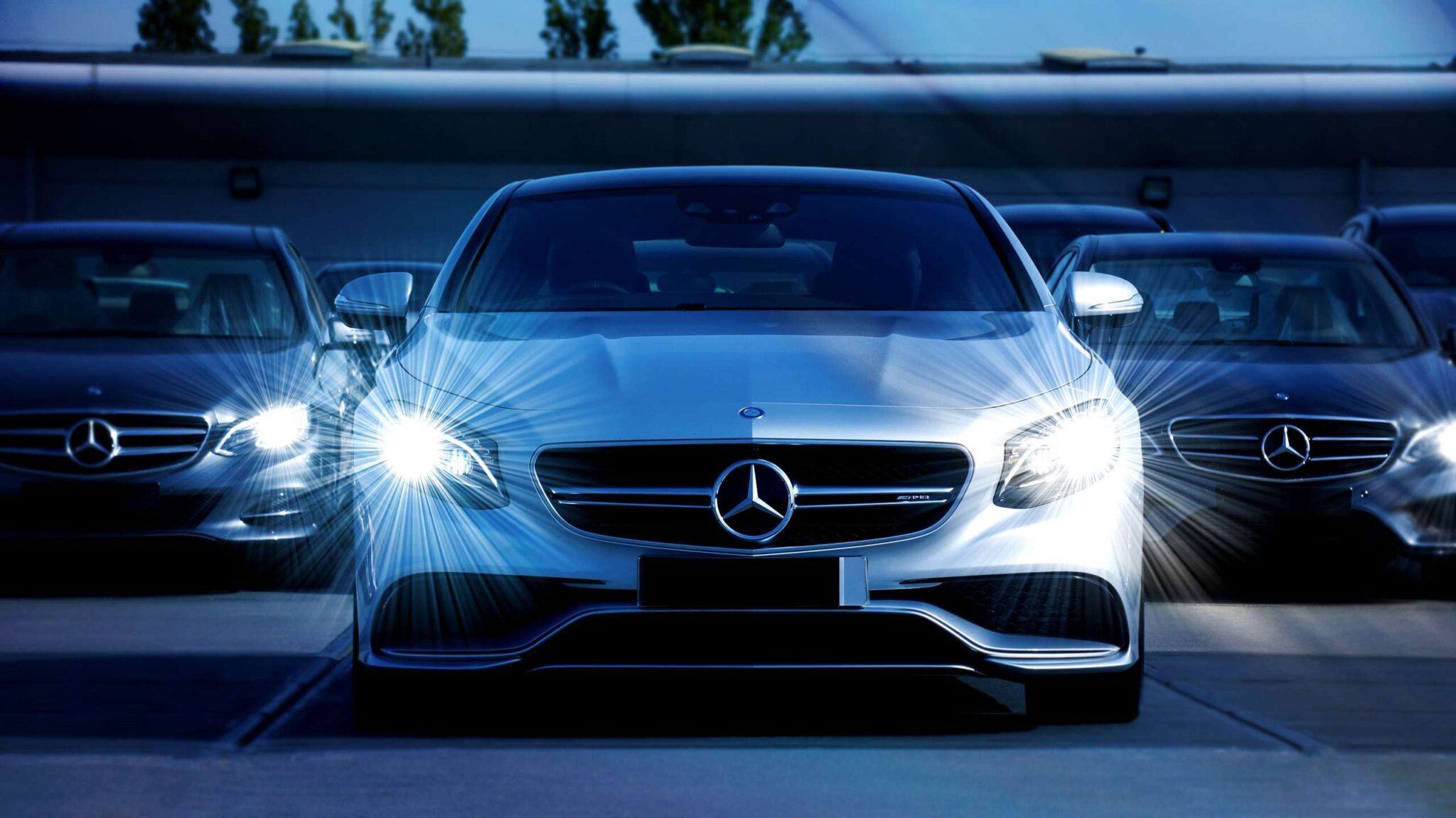 Iconic Cars of the Roaring '20s - headlights.com