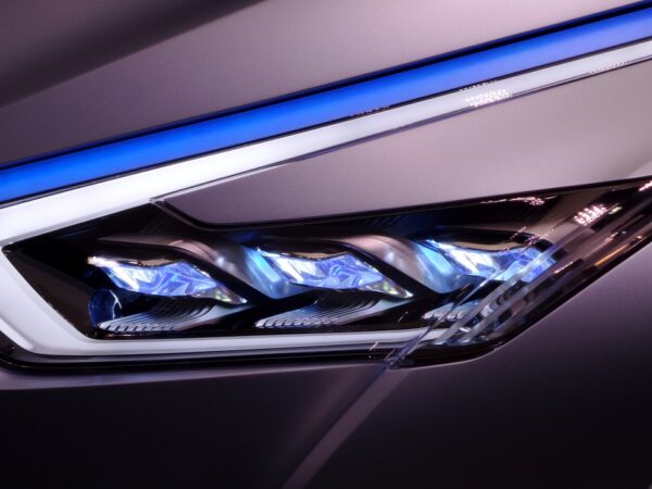 Why Bad Headlights are the Bane of Automakers' Existence - headlights.com