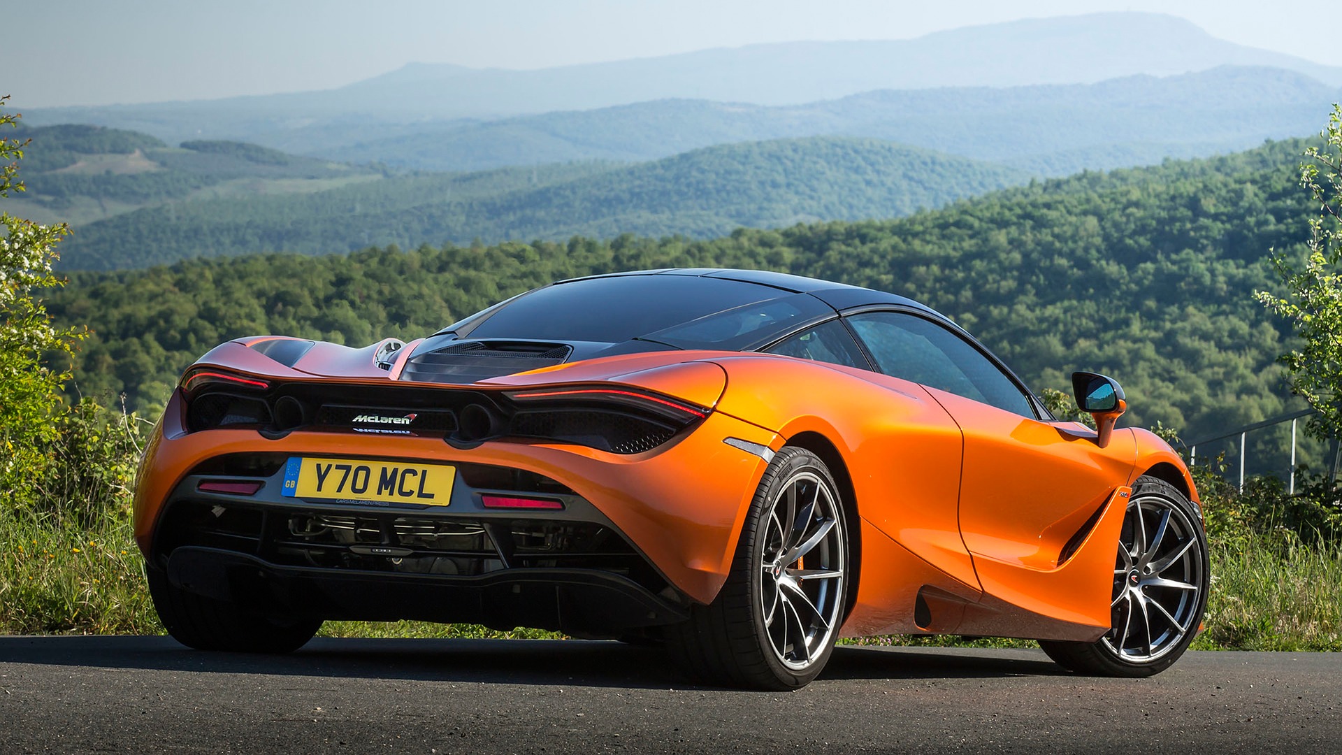 McLaren Vs Ferrari Which One Is Better Headlights McLaren Vs Ferrari Which One Is Better Headlights
