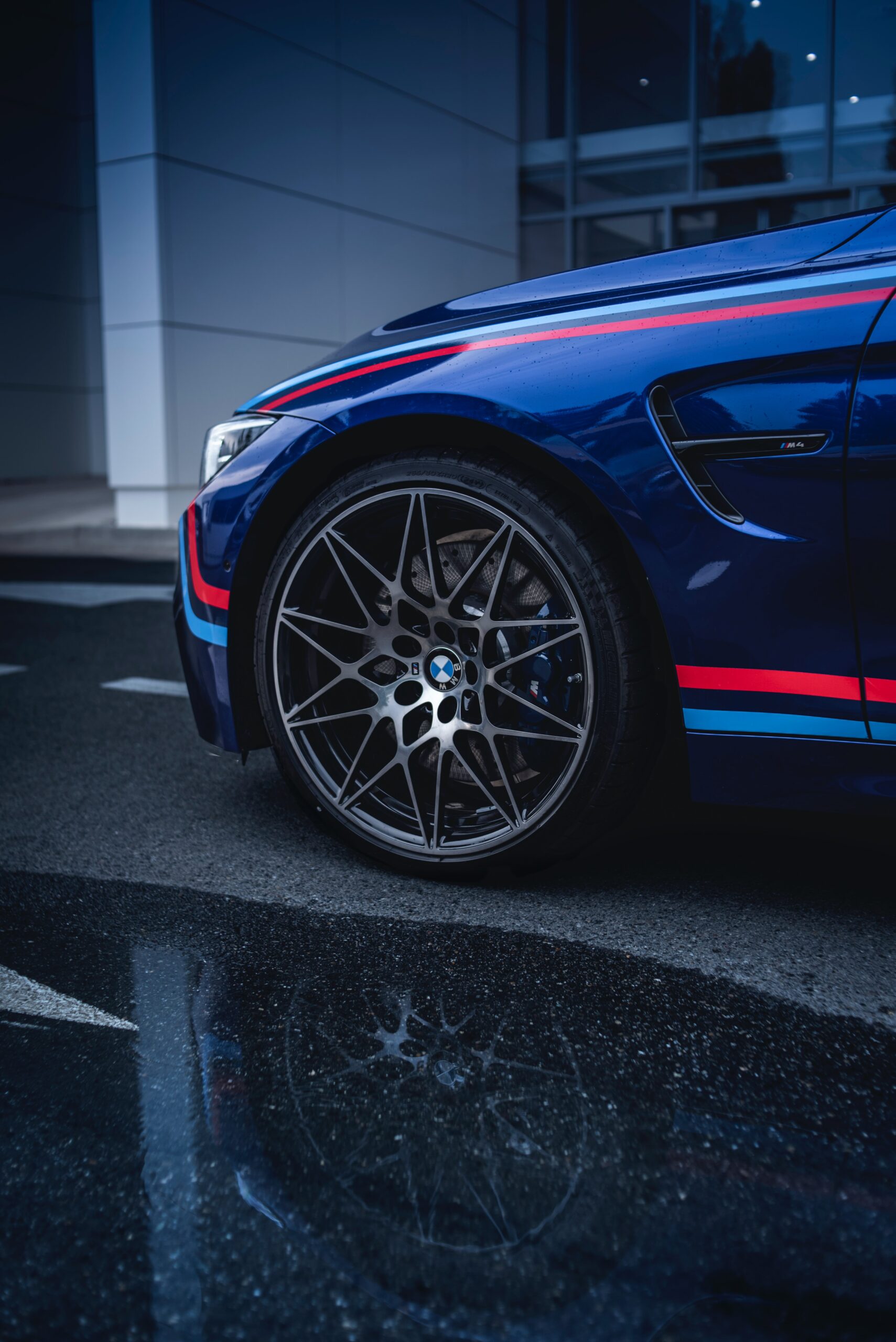 What Are Puddle Lights And Do You Need Them? - headlights.com