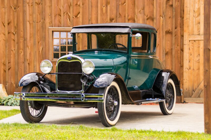 Our Guide to Classic Car Types: Part 1 - headlights.com