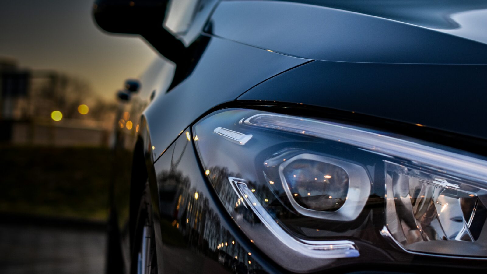 The Top 7 Best Electric Cars on the Market - headlights.com