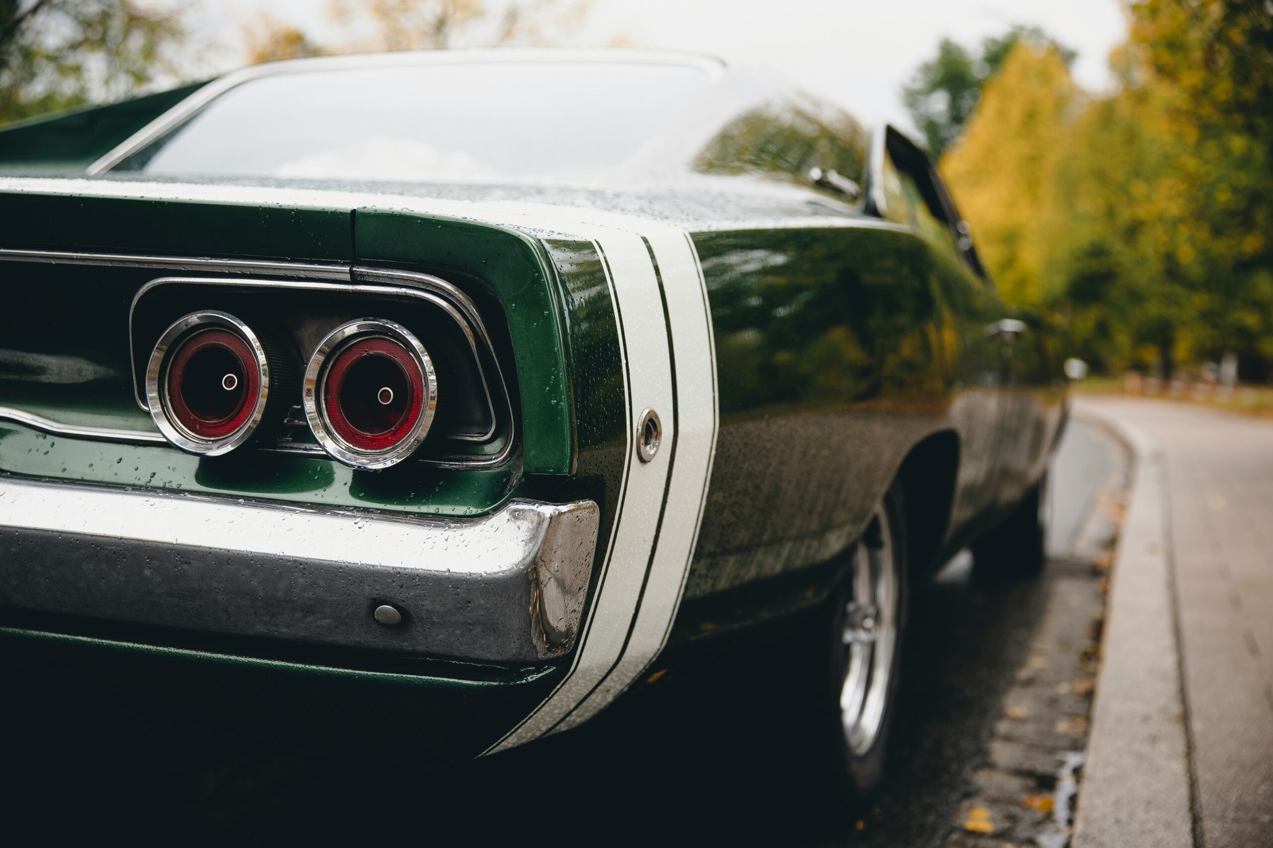 Legends of the Road: The Iconic Muscle Cars of the 20th Century ...