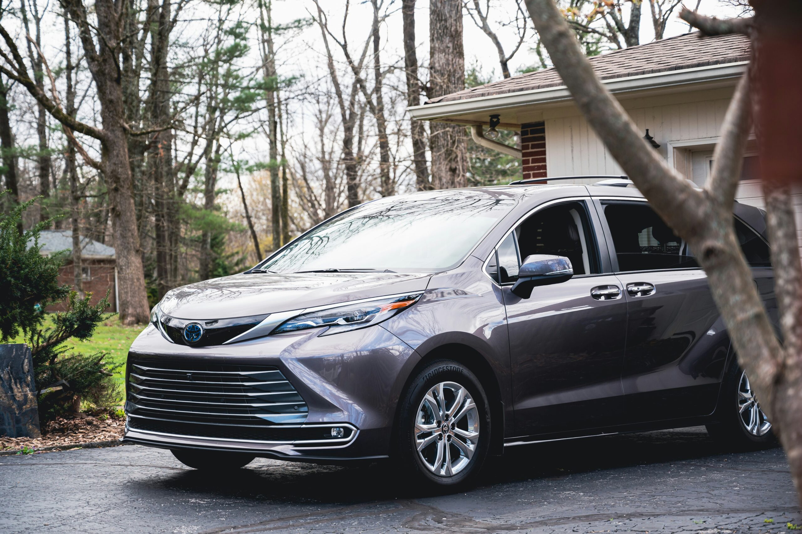 Picking the Perfect Family Hauler: Minivan vs. SUV Showdown ...