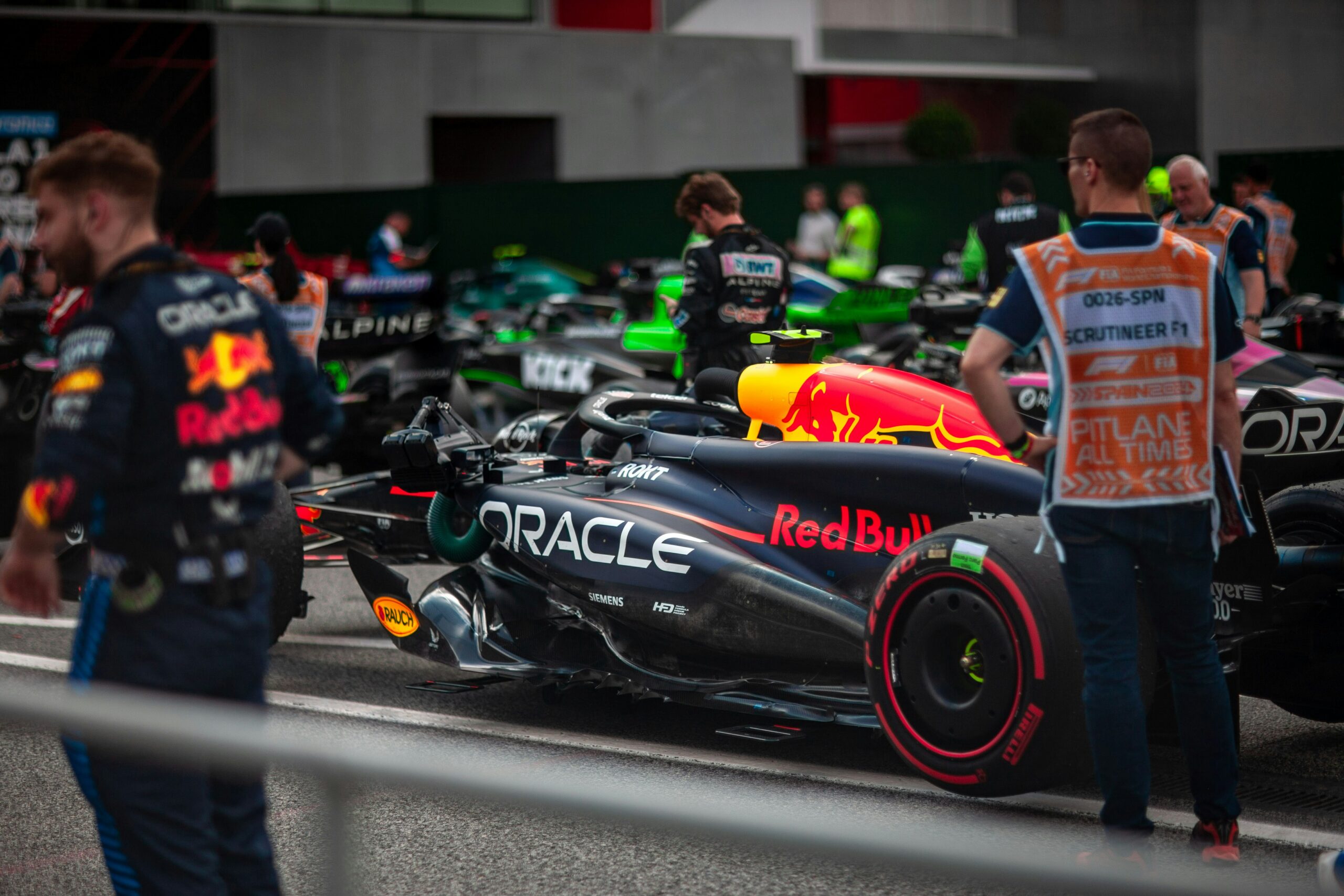 F1 75 Live: A Thrilling Kickoff to the 2025 Season and Stunning Livery ...